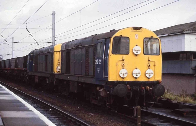 35MM COLOUR SLIDE BR British Rail Diesel Loco Class 20 20121 /065 ...