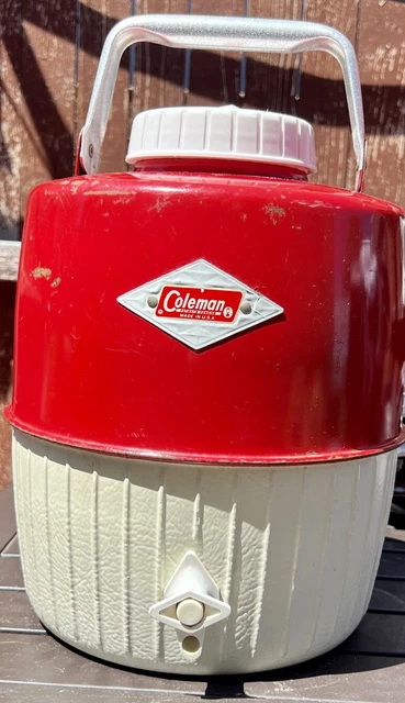 VTG COLEMAN Diamond Logo Red 2 Gallon Insulated Water/Drink Jug/Cooler ...