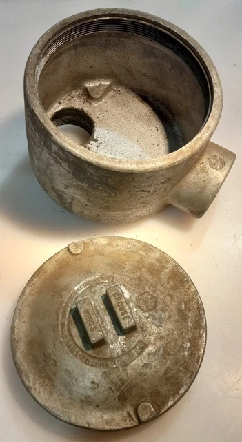 CROUSE-HINDS GUAB59/GUJB59 EXPLOSION Proof Electrical Outlet Box w ...