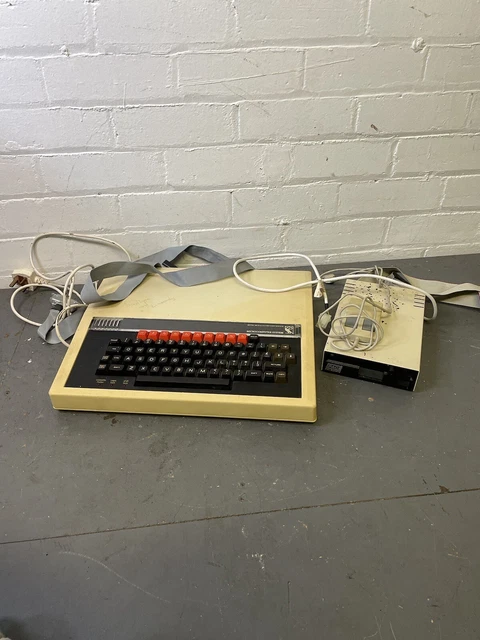 VINTAGE BBC MICRO Computer Model B - Pace Floppy Untested, Lights Up ...