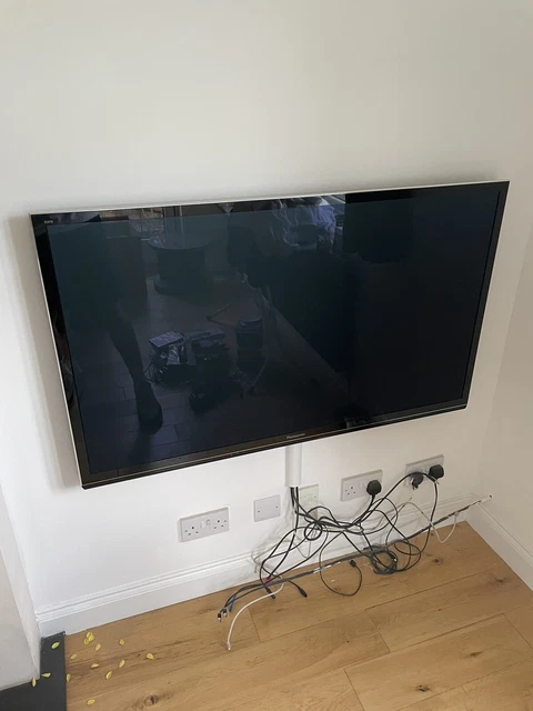 PANASONIC VIERA TX-P50GT50B Plasma HD 1080p 3D 50in TV £57.77 - PicClick UK