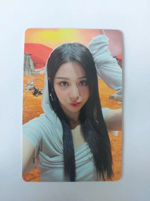 LE SSERAFIM UNFORGIVEN JAPAN Trading Set HUH YUNJIN Official Photocard EUR 5,81 - PicClick IT
