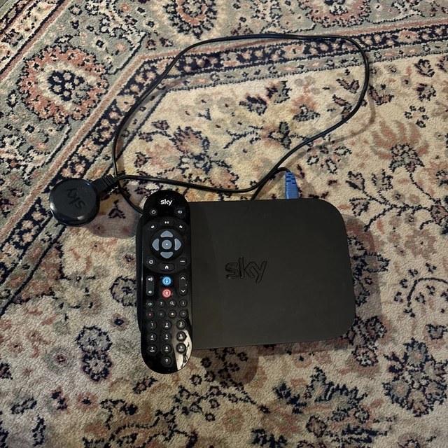 SKY Q MINI Box With power Cable And Remote Control £1.16 - PicClick UK