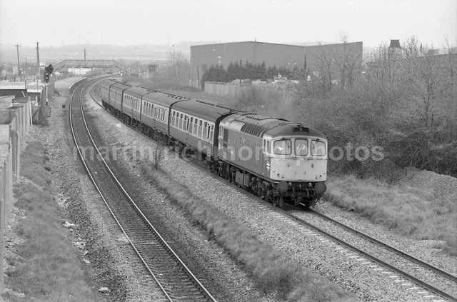 PATCHWAY CLASS 33 33012 6.4.88 John Vaughan Negative RN245 £2.99 ...