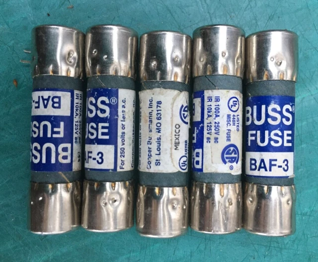 LOT DE 5 fusibles Bussmann Buss BAF3 3-Amp 3A 250V 250VAC EUR 11,03 ...
