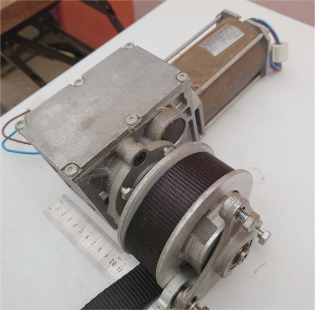 GEARED LIFTING MOTOR hoist 24-36V from 250kg mobility hoist with strap ...