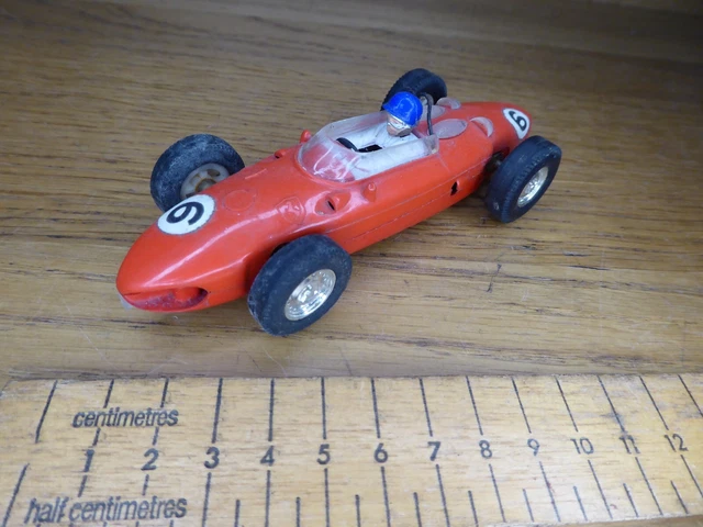 VINTAGE TRIANG SCALEXTRIC C62 Ferrari F1 / Sharknose Ferrari en Rouge ...