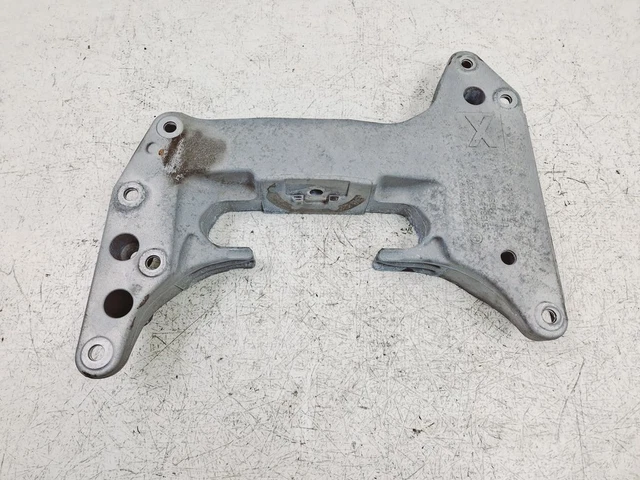 BMW 5 G30 G31 2018 Gearbox mounting bracket 51384310 BAR17538 £118.79 ...