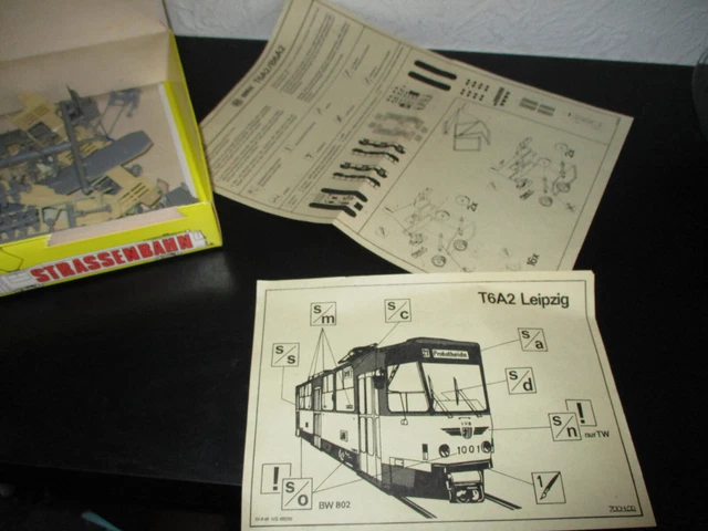HISTORISCHE STRASSENBAHN TATRA T6A2 Leipzig Prefo Bausatz 1:87 EUR 44 ...
