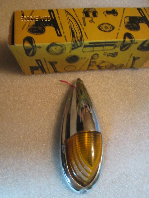 VINTAGE DOMINION-AUTO TRUCK Clearance Fender Marker Cab Light Lamp ...
