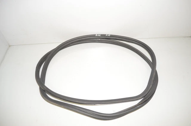 BMW F10 5ER Abdichtung Heckklappe Trunk lid sealing 7260916 51767260916 ...