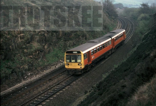 35MM COLOUR SLIDE BR British Railways DMU 142013 Class 142 c1986 ...