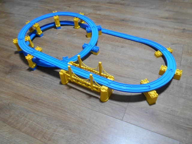 TOMY TRACKMASTER THOMAS The Tank Engine Spiral Track and yellow bridge ...