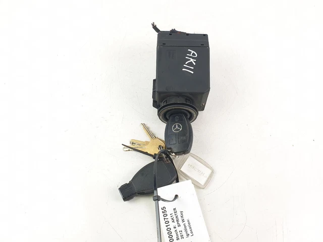 MERCEDES SPRINTER IGNITION Key Reader With Key 2012 2.1 Diesel W906 ...