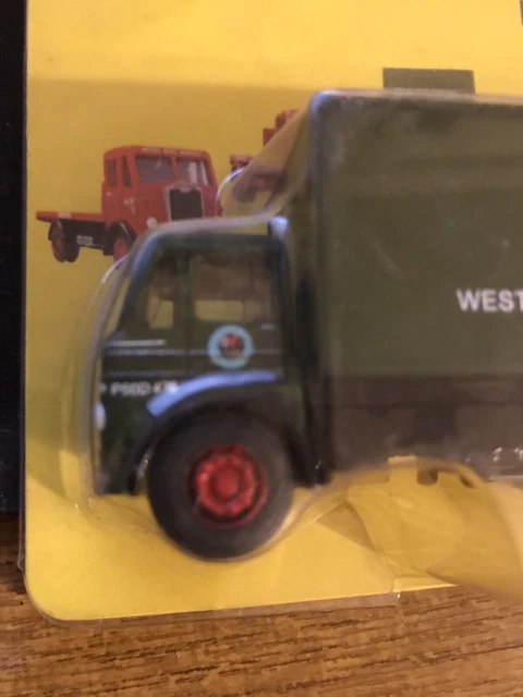 BASE TOYS LEYLAND Beaver Box Van 1/76 Scale - BRS West Riding Blister Pack £9.45 - PicClick UK