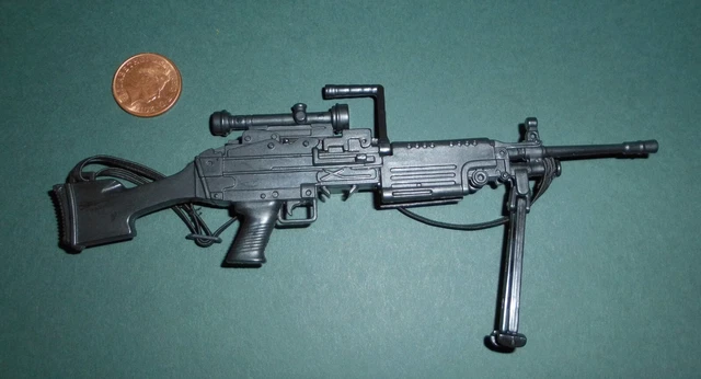 1/6TH SCALE FN Minimi light machine gun with ammo box for 12" toy ...