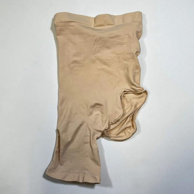SKIMS WOMEN’S SEAMLESS Sculpt Solution Short Right Leg Exposed L Nude ...