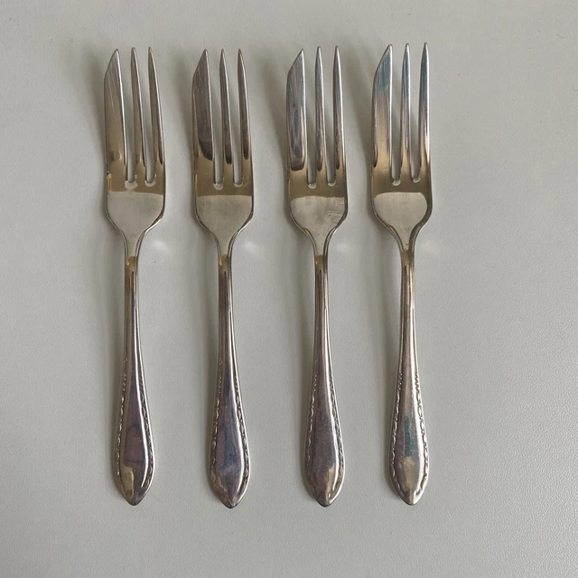 4 VINTAGE MINI Cocktail Forks EPNS Silver Plate Appetizer Seafood ...