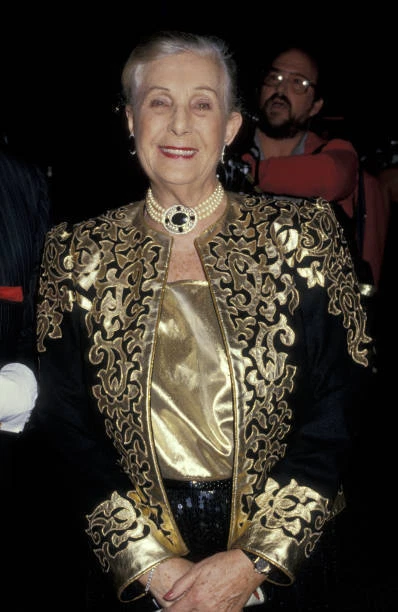 BINNIE BARNES AT American Jewish Commitee Honors Merv Adelso - 1987 Old ...