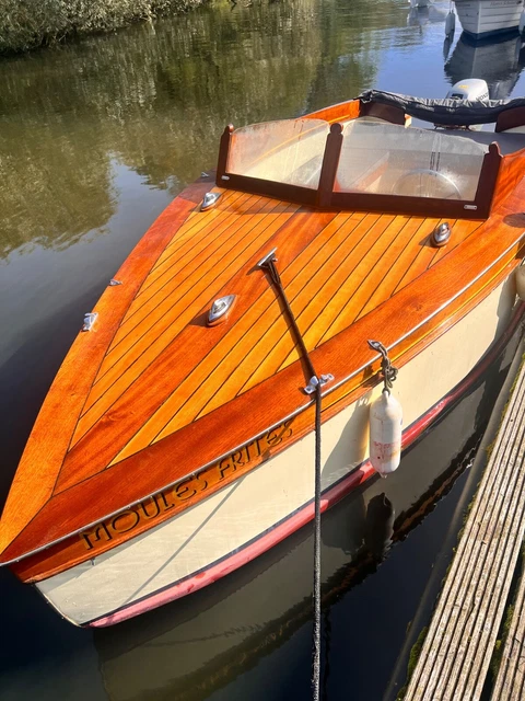 CLASSIC MOTORISED RIVER Day Boat cruiser £10,750.00 - PicClick UK