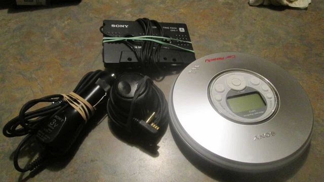 VINTAGE SONY MP3/ATRAC Walkman Portable CD Player with Car Kit (D ...