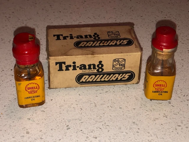 VINTAGE TRI-ANG SHELL Lubricating Oil - One empty & One Sealed Full $29 ...
