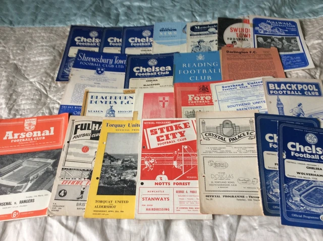 COLLECTION OF 21 FOOTBALL PROGRAMMES FROM THE 1950s £8.99 - PicClick UK