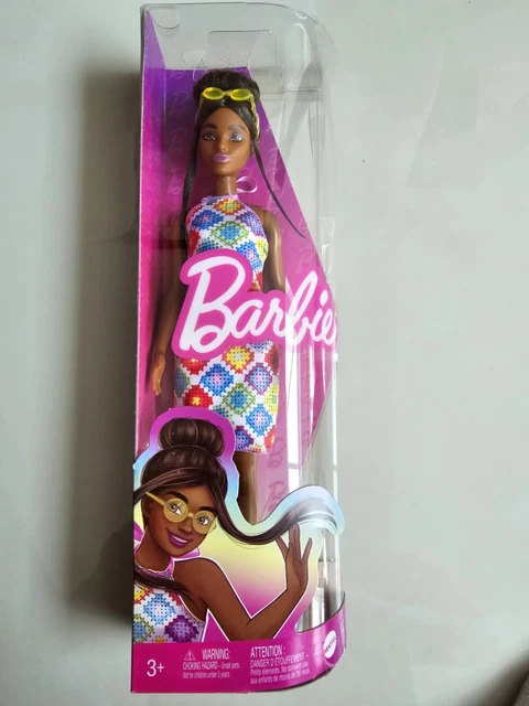 BARBIE FASHIONISTAS DOLL with Brown Hair in Bun Model 210. New. Boxed ...