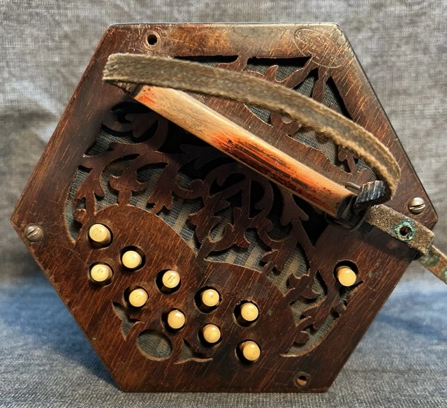 ANTIQUE C19TH GERMAN Broad Reeds 21 Button Concertina With Original ...