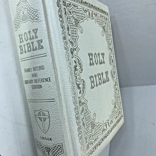 THE HOLY BIBLE KJV Family Altar Edition Red Letter Crusade White Gold ...