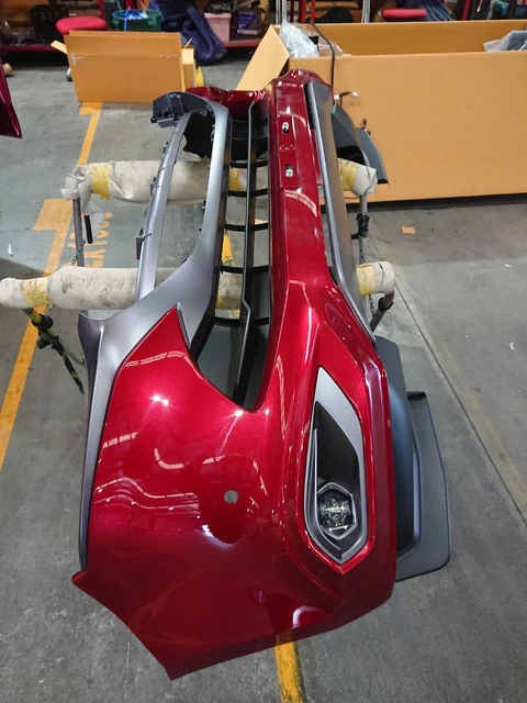 GENUINE ISUZU MU-X 2023 front bumper and fog lights- suit 2021 - 2023 ...