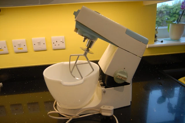 KENWOOD CHEF VINTAGE Food Mixer Model A701A 1962-1976 With Bowl & K ...