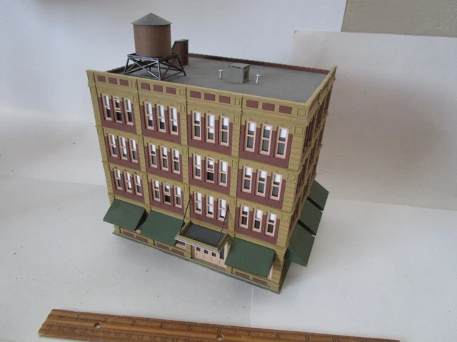 VINTAGE PRO BUILT HO 1/87 Scale Downtown City Hotel Building For Train ...