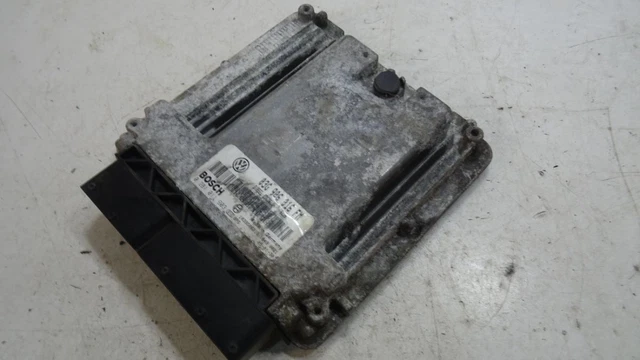 VW GOLF MK5 (2004 > 2009) Motorsteuergerät Ecu 2.0Tdi Bkd Motor ...