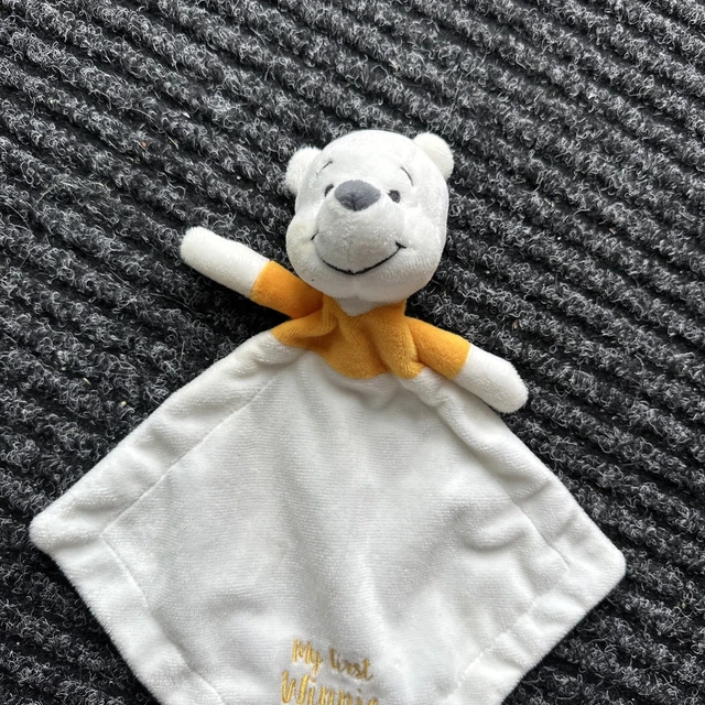 DISNEY BABY MATALAN Winnie the Pooh Soft Plush Toy Comforter Soother ...