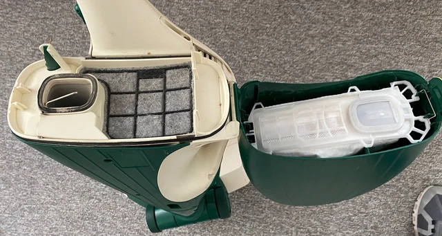 VORWERK KOBOLT STAUBSAUGER VK 135 mit Teppichbürste EB 351 EUR 290,00 ...