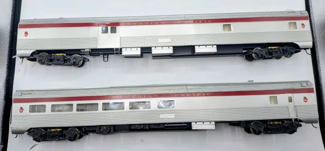 PAIR OF KIT-BUILT O Gauge Canadian Pacific Streamliner Coaches £42.30 ...