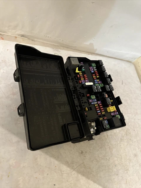 2018 RAM 1500 Power Distribution Fuse Relay Junction Box Oem ...