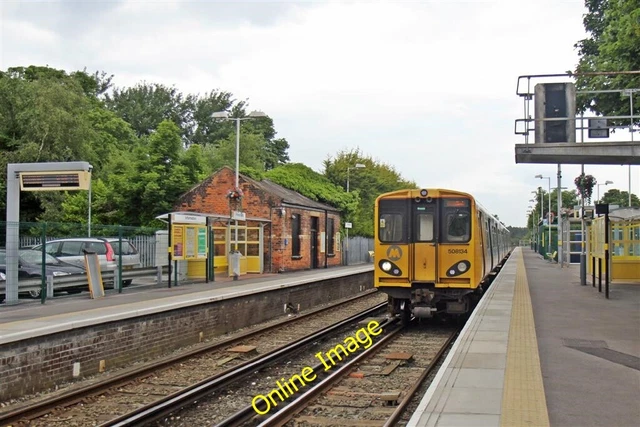 PHOTO 6X4 TO Liverpool, Freshfield Railway Station Formby Merseyrail ...