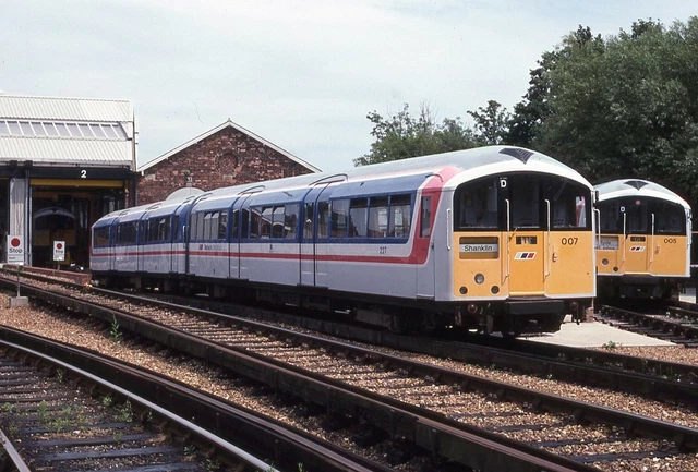 BRITISH RAIL 483007 Class 483 EMU Railway Photo - Isle of Wight £1.05 ...