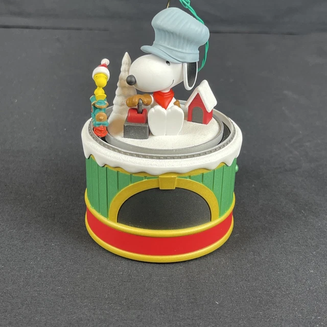 HALLMARK KEEPSAKE PEANUTS Gang Snoopy's Toy Train Keepsake Ornament ...