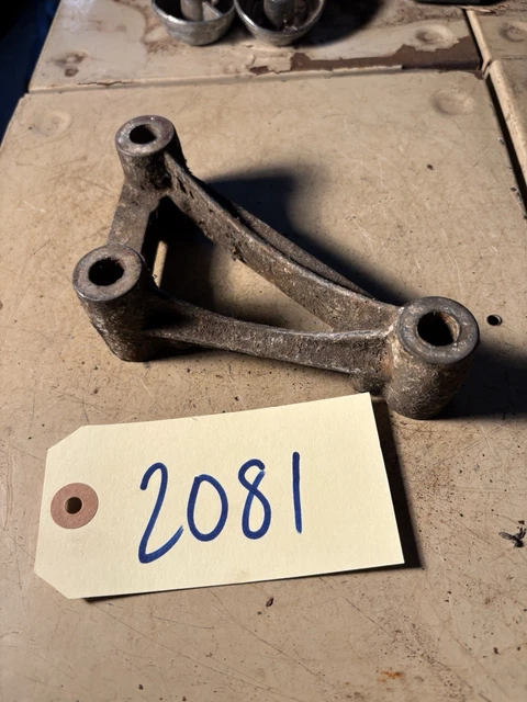 AMC POWER STEERING Gear Box Spacer Bracket Marlin Ambassador Matador ...