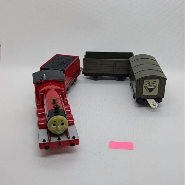 TOMY PLARAIL THOMAS & Friends Trackmaster Classic James Freight Cars ...