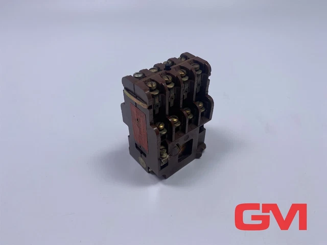 KLÖCKNER MOELLER AUXILIARY Contactor Dil00-44/59 Relay 10A 220V 0,8kW ...