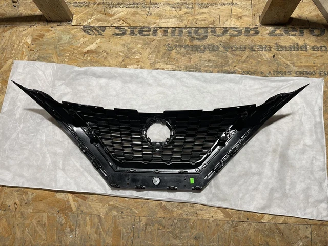 GENUINE NISSAN QASHQAI J12 2021 2022 2023 2024 Front Bumper Grill P/N ...