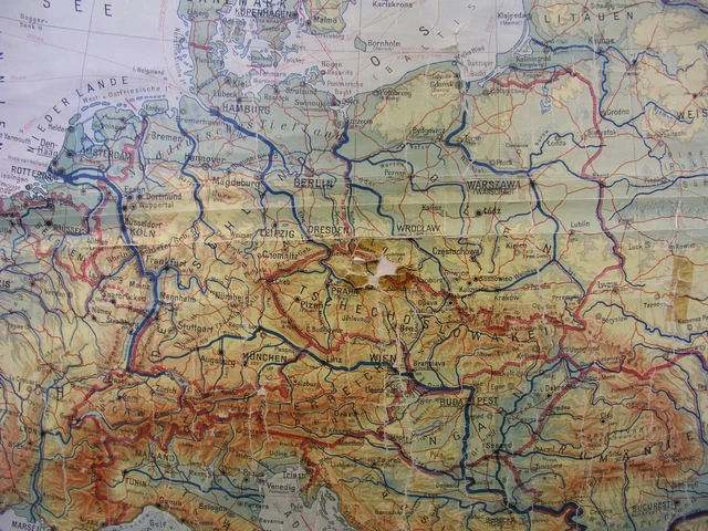BEAUTIFUL OLD SCHOOL wall map Europe map 1951 from Vienna 201x175 ...