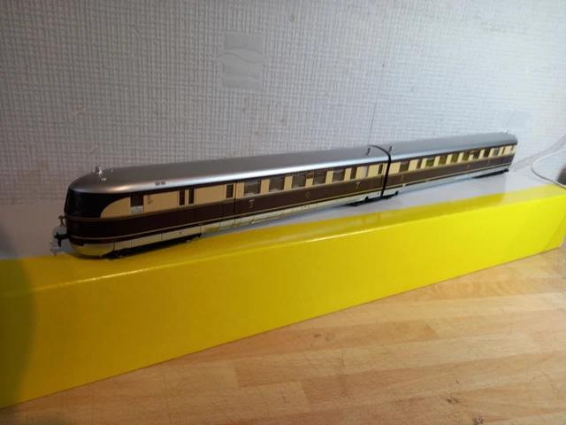 TRIX HO 22010 German Rail Car SVT 137 DDC FITTED SOUND NEW BOXED ...