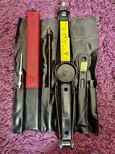 MERCEDES VITO / Viano/ Sprinter Genuine Jack Kit For Any Van £80.00 ...