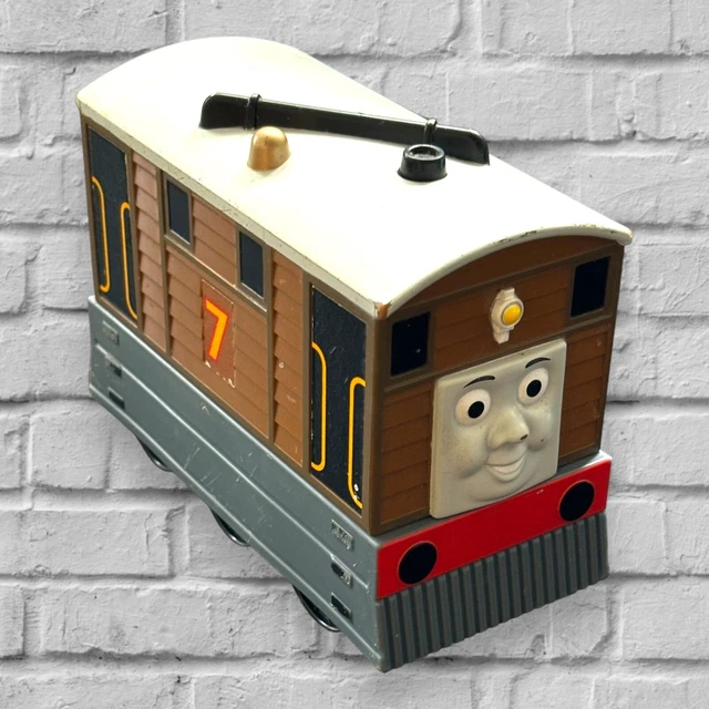 THOMAS THE TANK engine talking Toby R9511 - Gullane Mattel working ...