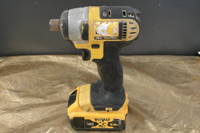 DEWALT DCF885 18V XR Li-Ion Impact Driver With 5.0AH Battery 175179 £65 ...